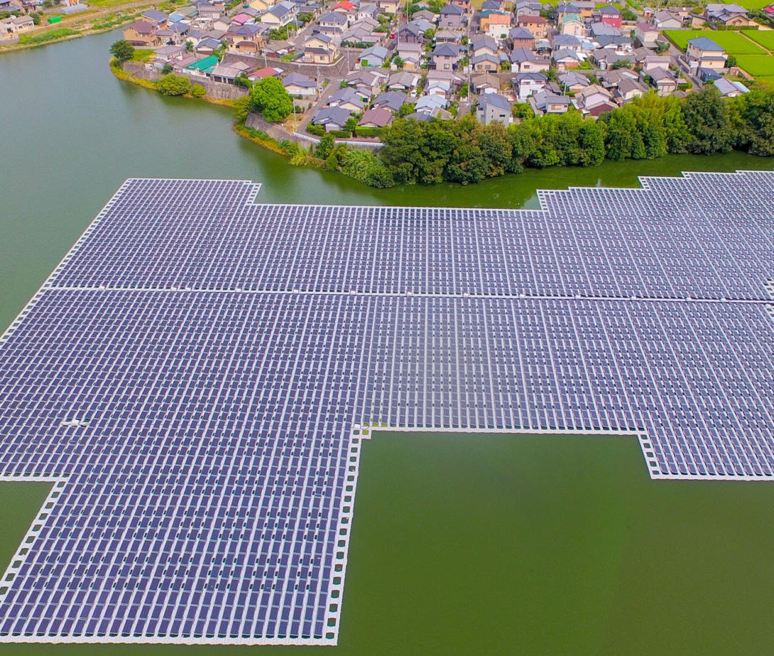 Building your floating solar power plant project - Laketricity