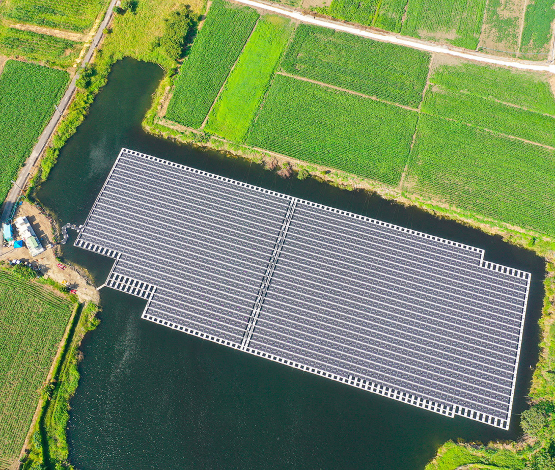 Developing your floating solar power plant project - Laketricity