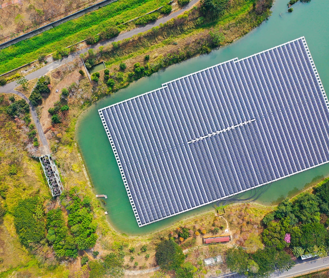 Developing your floating solar power plant project - Laketricity
